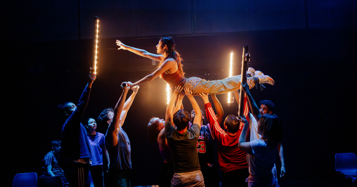 Support Us | Frantic Assembly